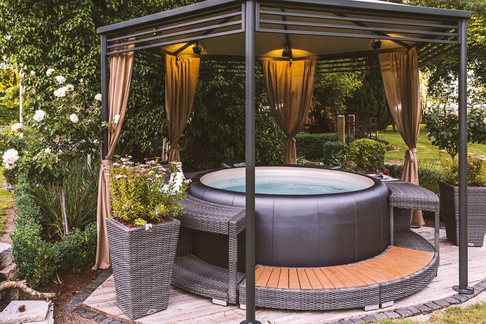 Softub Poseidon Plus + | Softub® Whirlpool